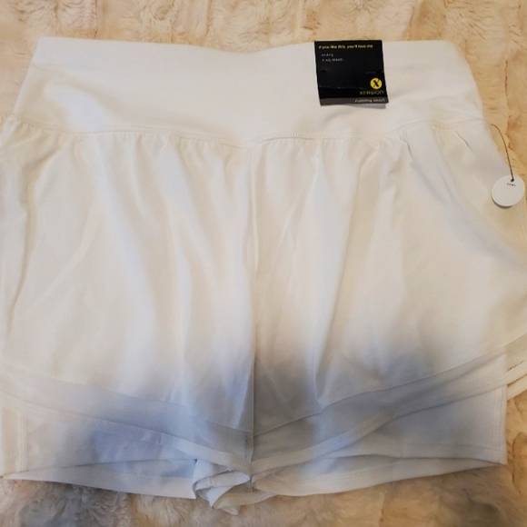 Xersion | Shorts | Nwt Xersion Wmns Size L High Rise White Stretch ...